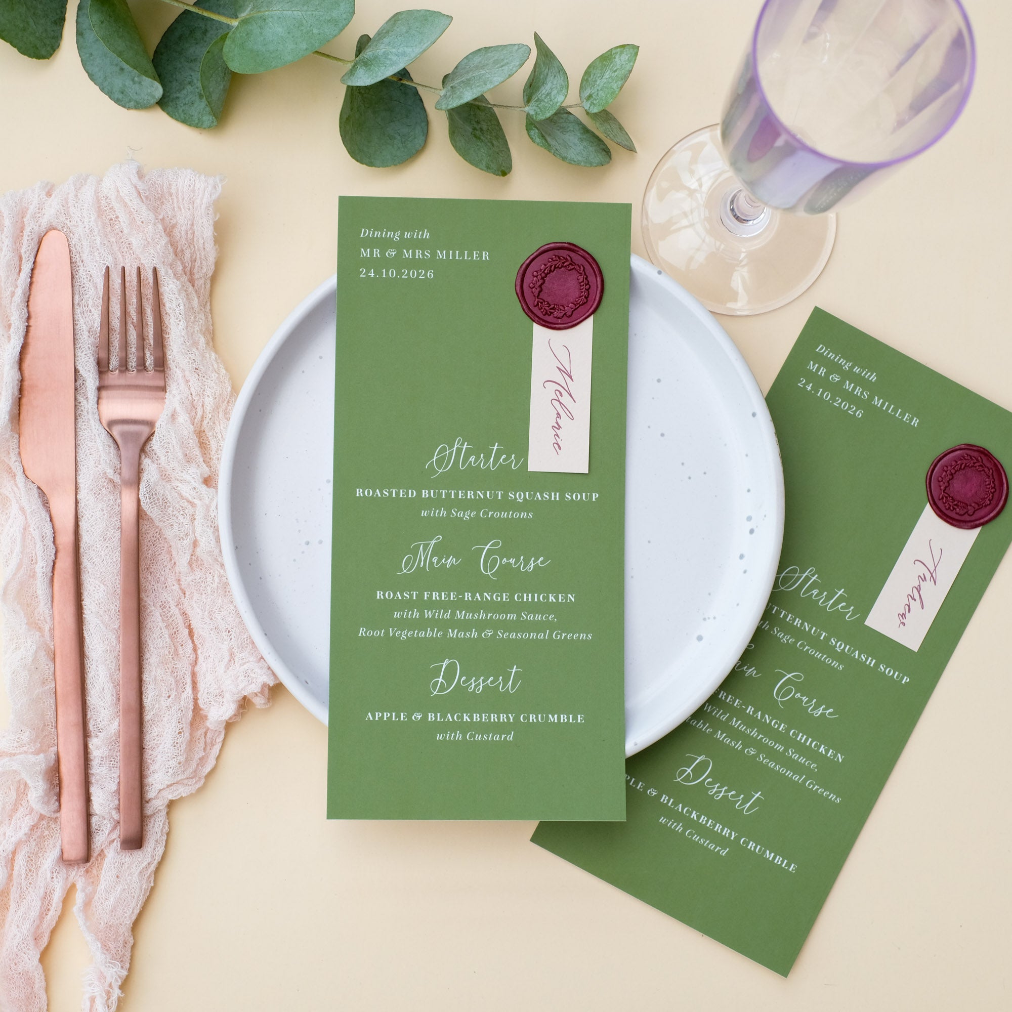 Moss Green Wedding Menu with Name Tag – Splendid Swan
